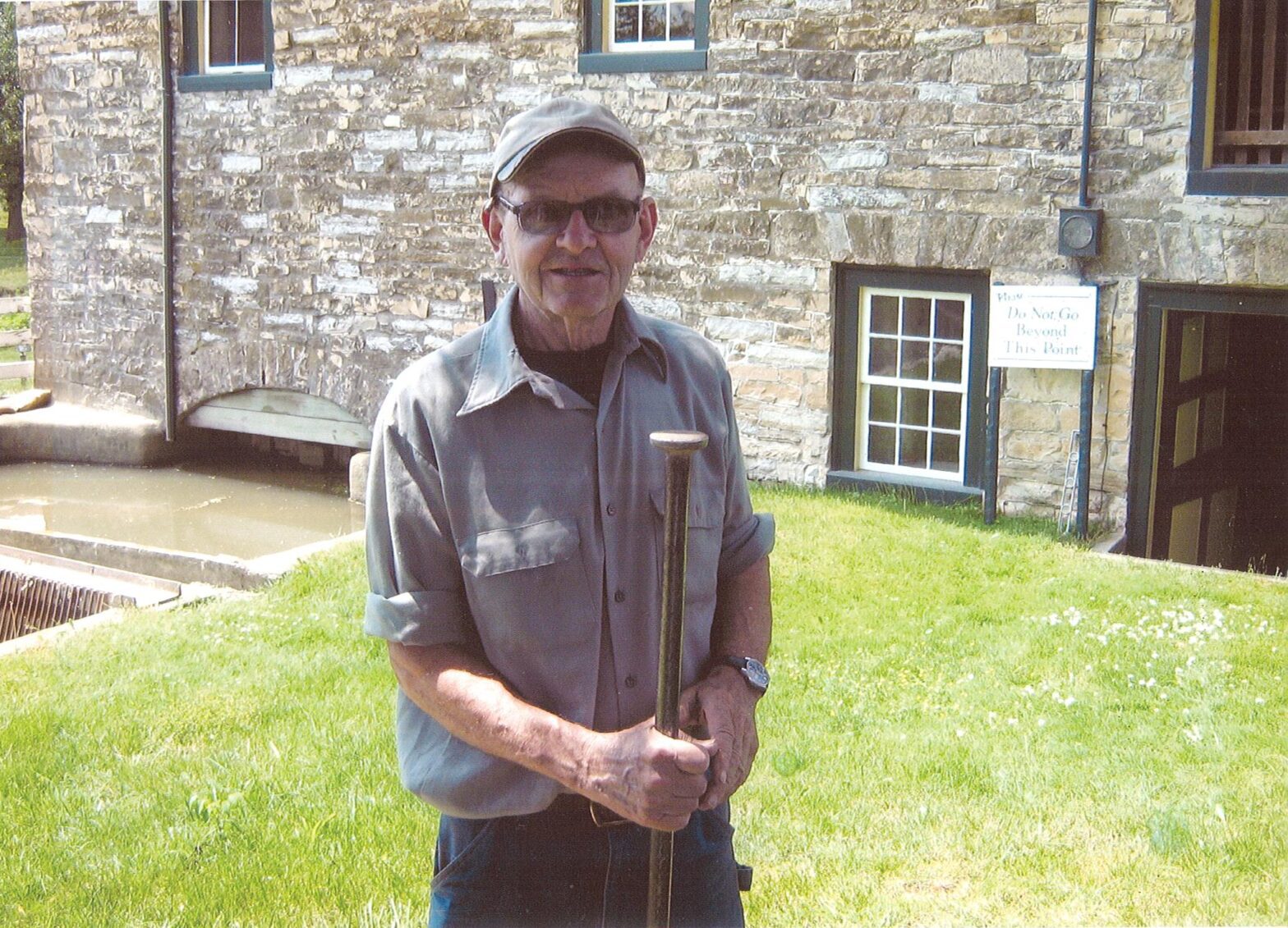 Roy N. Strubel | Furman Home for Funerals